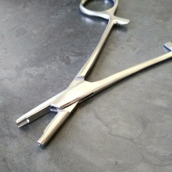 Hemostat Forceps/Clamps for Dermal Anchors - RRD Tattoo Supplies